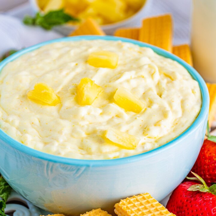 Cream Cheese Pineapple Dip (Only 5 Ingredients)