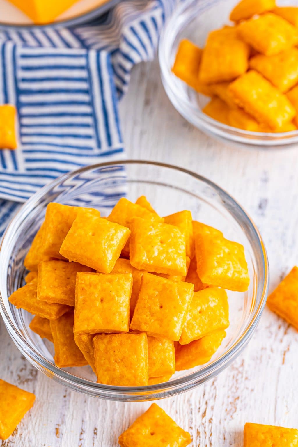 Homemade Cheez-Its Recipe (Cheddar Cheese Crackers)