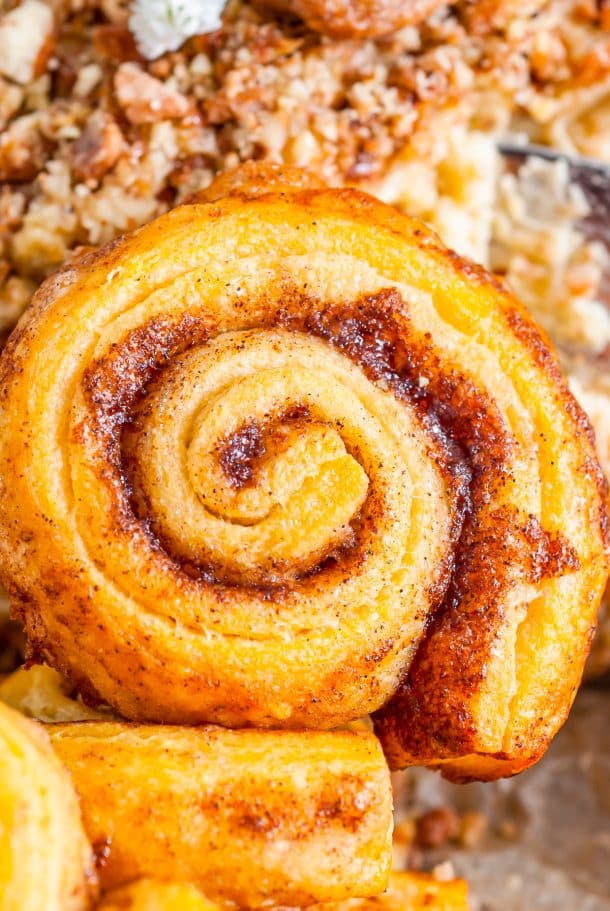 Mini Cinnamon Rolls (with Canned Cinnamon Rolls)