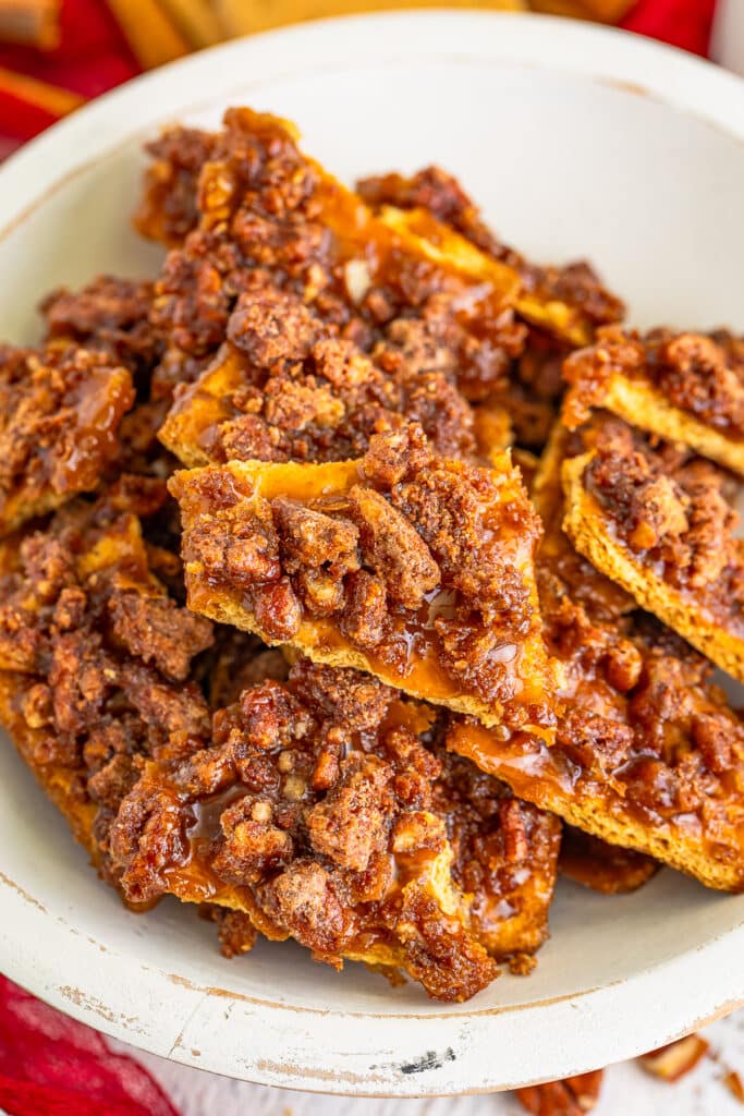 Cinnamon Sugar Graham Cracker Crack (Pecan Toffee Bars)