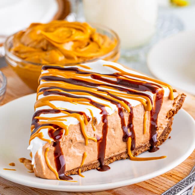 Peanut Butter Chocolate Instant Pudding Pie (No Bake)