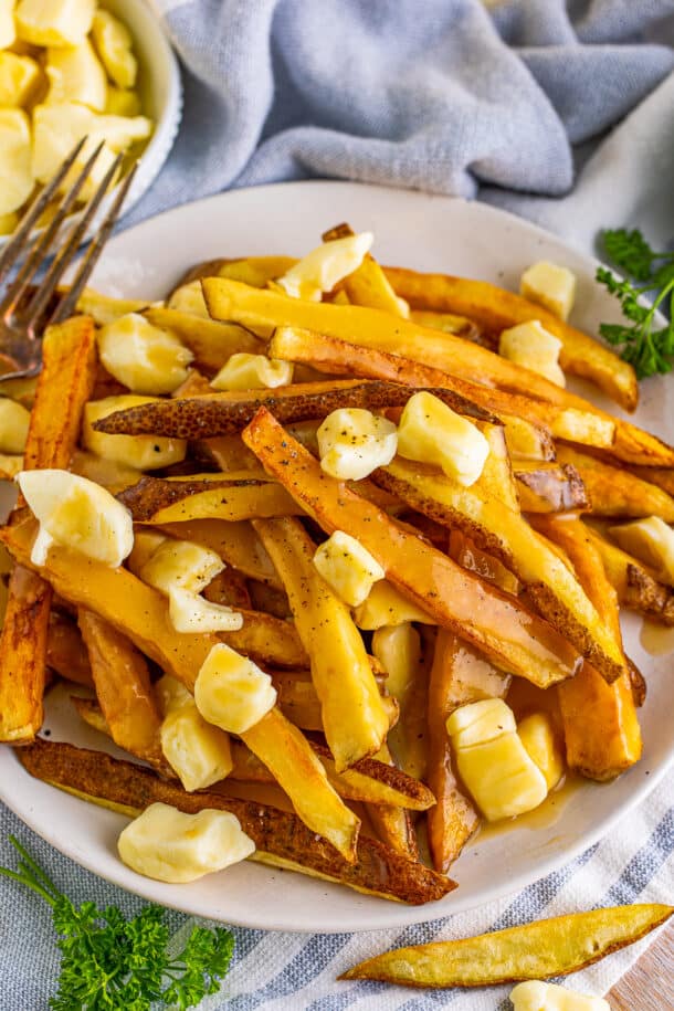 Homemade Gravy & Fries Poutine Recipe