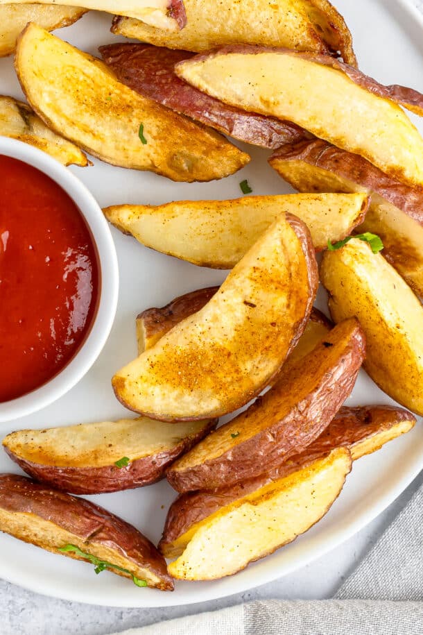 Easy Deep Fried Potato Wedges Recipe (Red Potato Wedges) - This Silly ...
