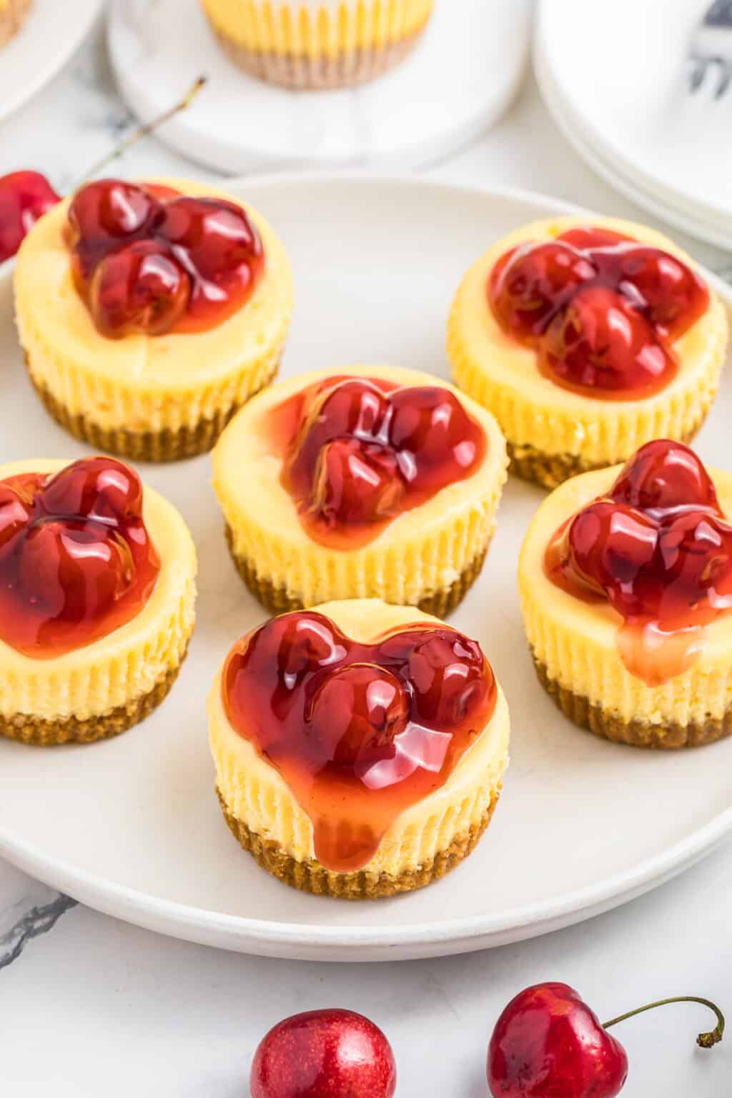 Mini Cheesecakes: Bite-Sized Joy for Any Occasion